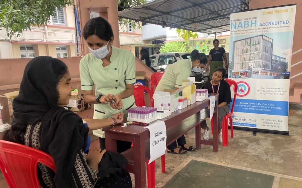 Visit by Grace Mor Timotheos Mathews Karimpanackal - Keyhole Clinic Kochi